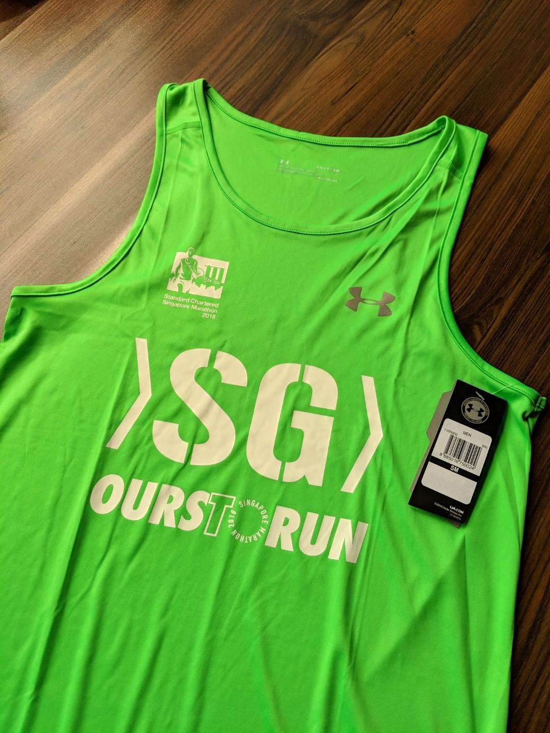 Standard Chartered Singapore Marathon Running Singlet, Men's Fashion ...