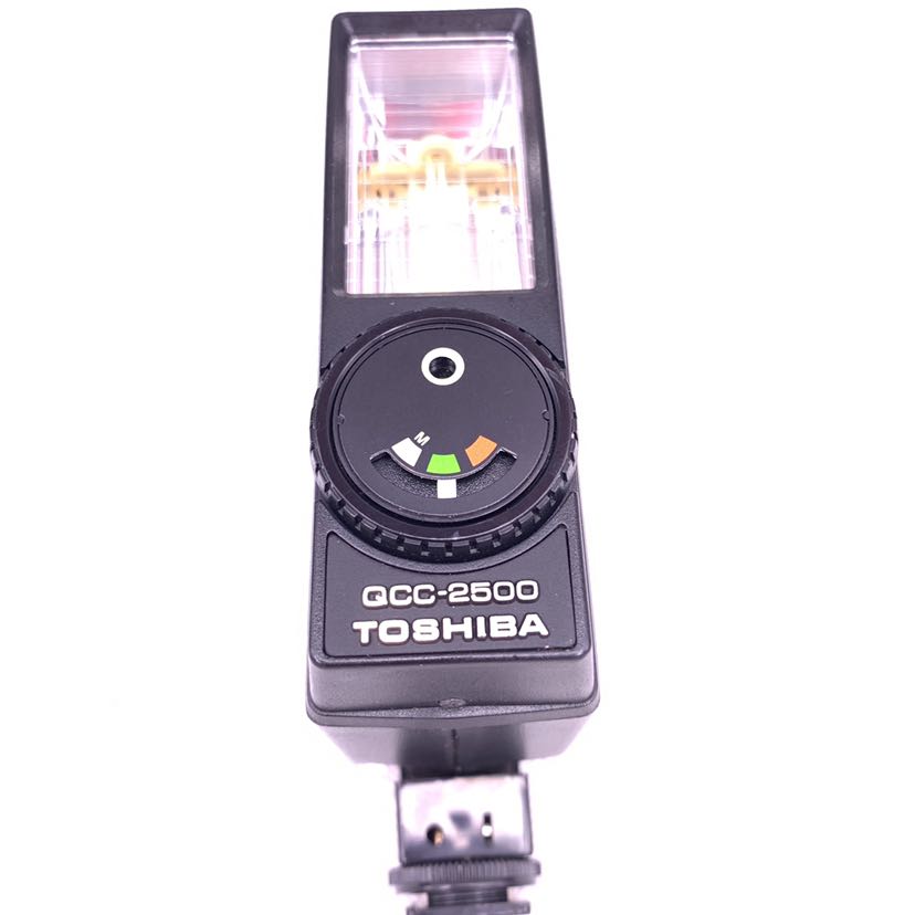 [BMC] Toshiba QCC-2500 Speedlight Flash Strobe with Rear Chart For Manual Film Analogue Camera ...