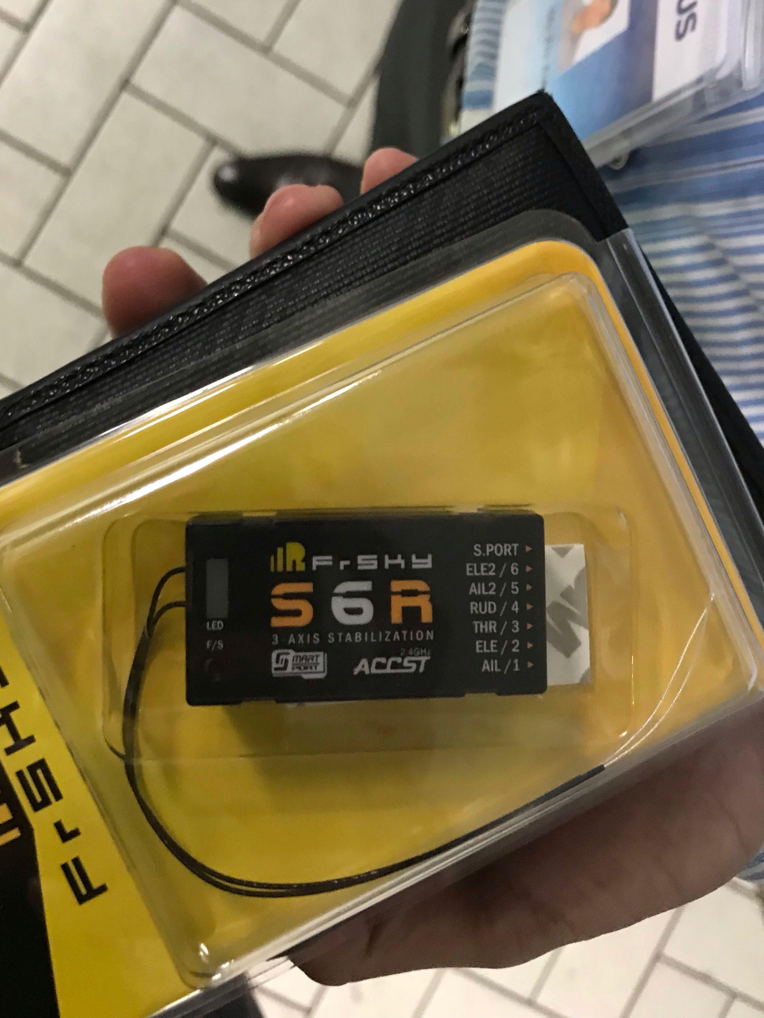 Frsky S6R Receiver with built-in gyro, Hobbies & Toys, Toys & Games on ...