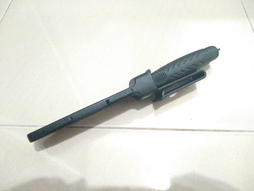 Pisau tempur askar tactical army knife, Sports Equipment, Sports ...