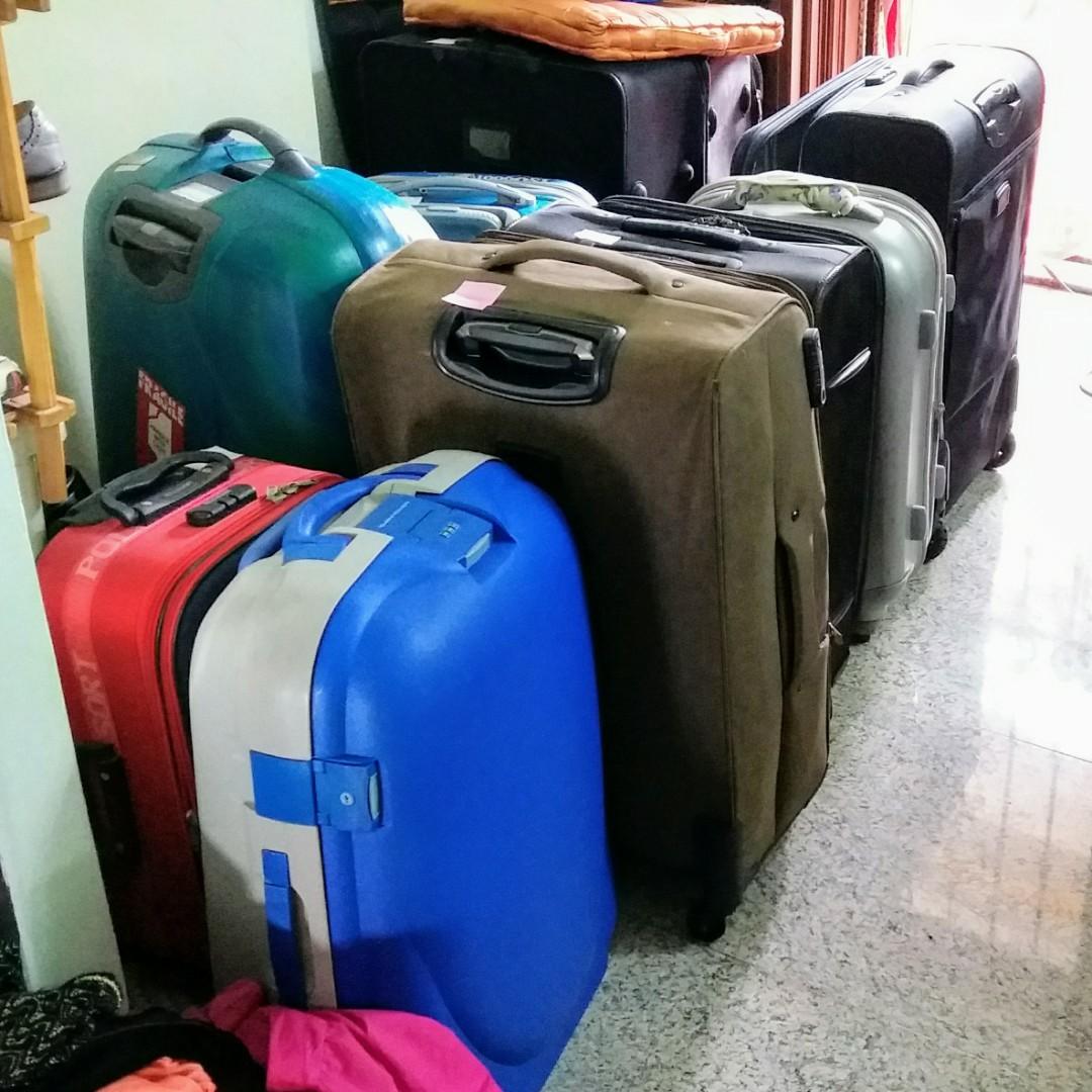 Remy Martin cabin spin 4 wheel luggage case, Hobbies & Toys, Travel ...