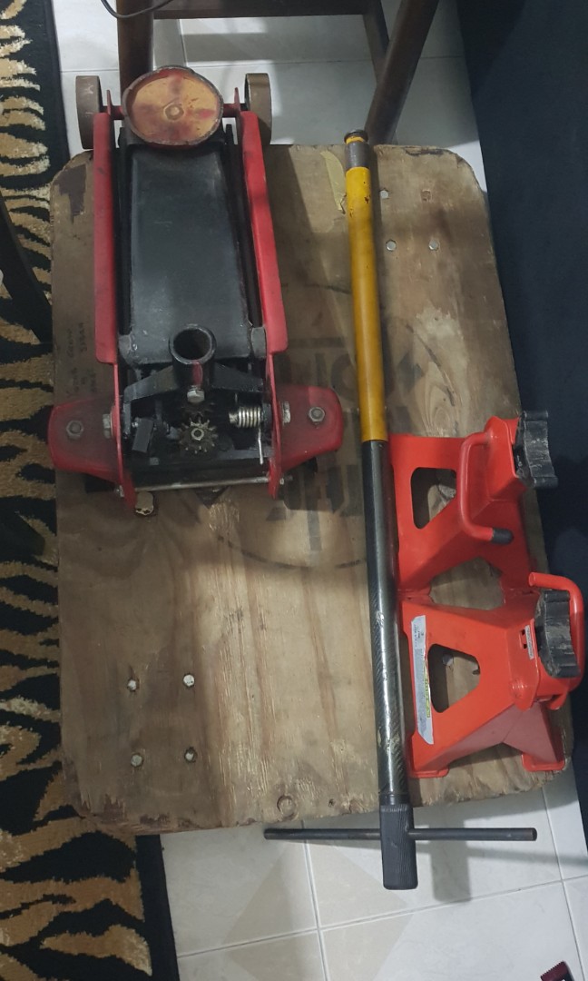 Rent Hydraulic Jack + Jackstands, Car Accessories, Car Workshops ...