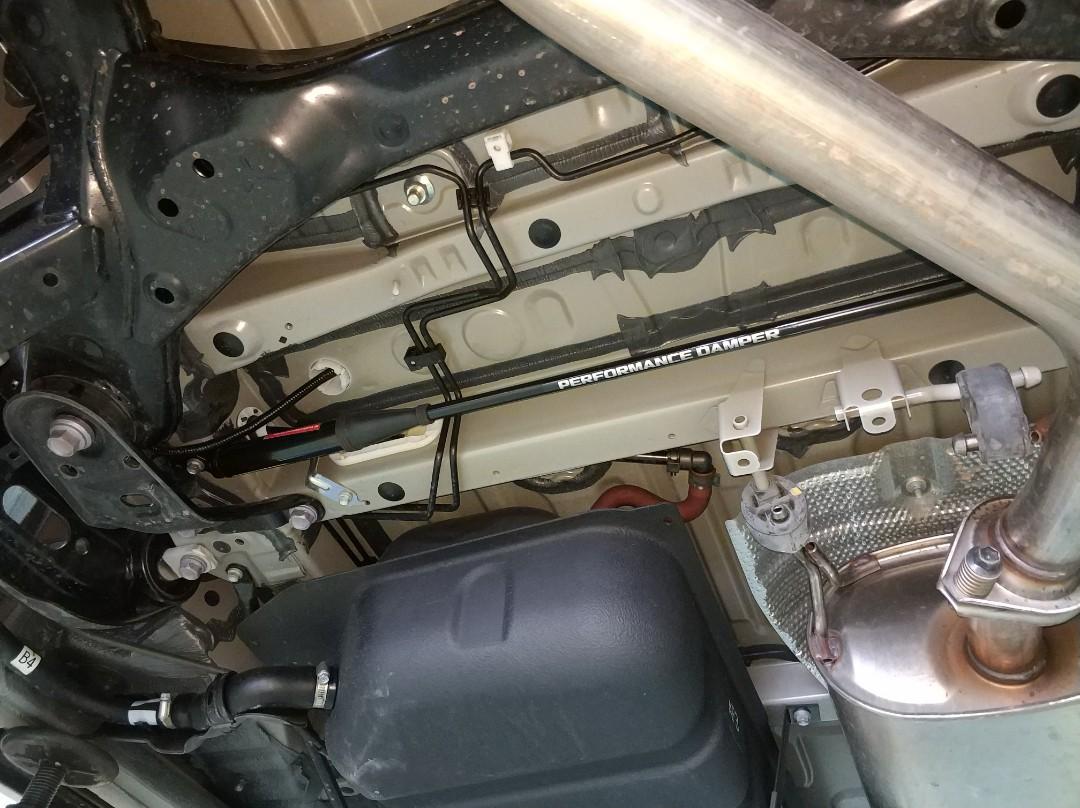 Toyota Chassis Stabilizer Damper, Auto Accessories on Carousell