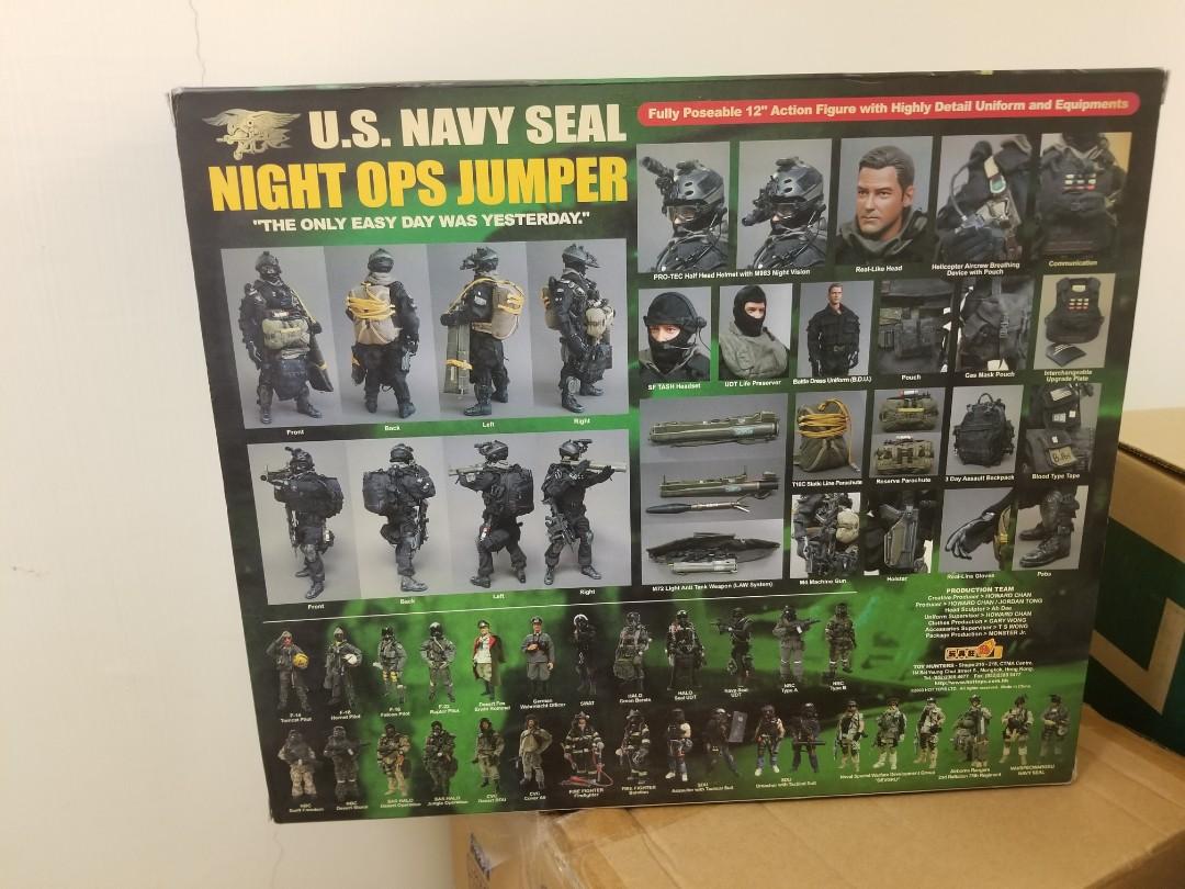 絕版 Hot toys U.S NAVY SEAL NIGHT OPS JUMPER, 興趣及遊戲, 玩具 & 遊戲類 - Carousell