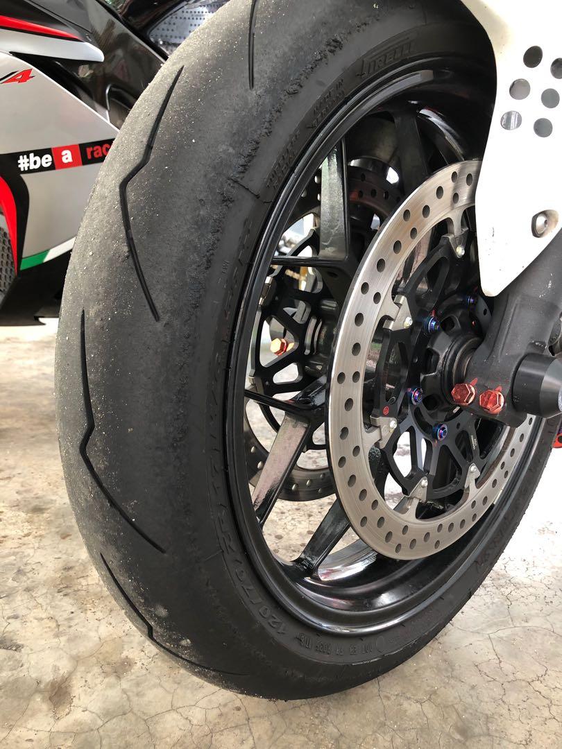 Diablo Supercorsa SC2V2, Motorcycles, Motorcycle Accessories on Carousell