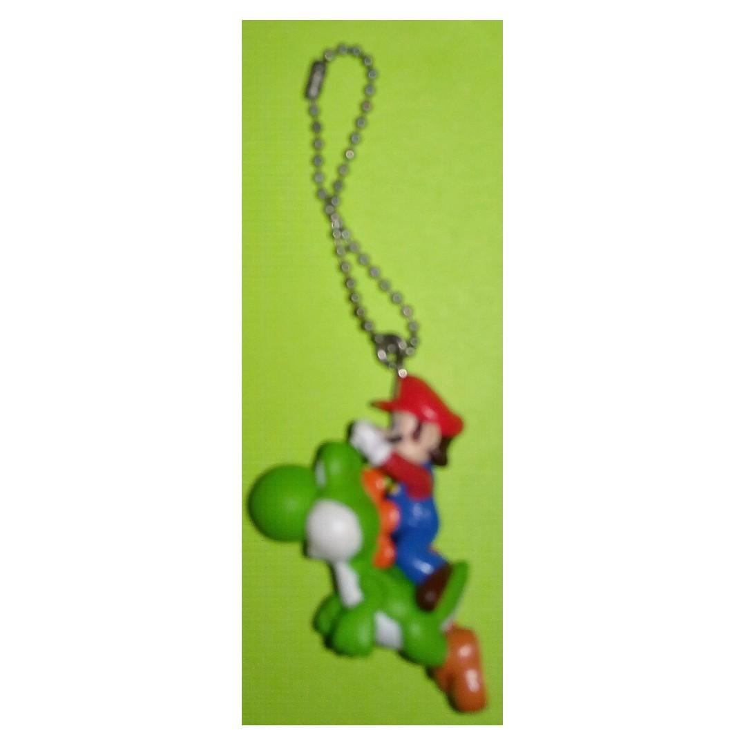Mario and Green Yoshi Figure Keychain - Super Mario Bros. Wii by Takara ...