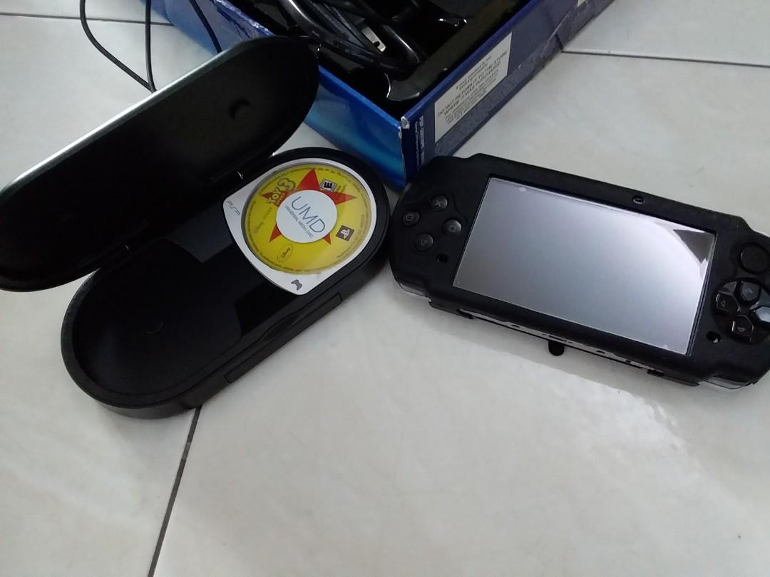 Sony Psp, Toys & Games, Video Gaming, Gaming Accessories on Carousell