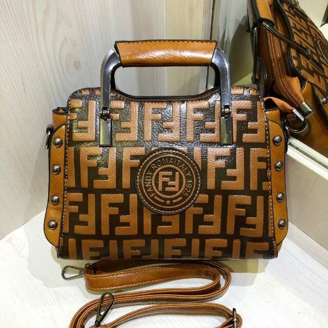 Tas Fendi Glenda, Olshop Fashion, Olshop Wanita di Carousell