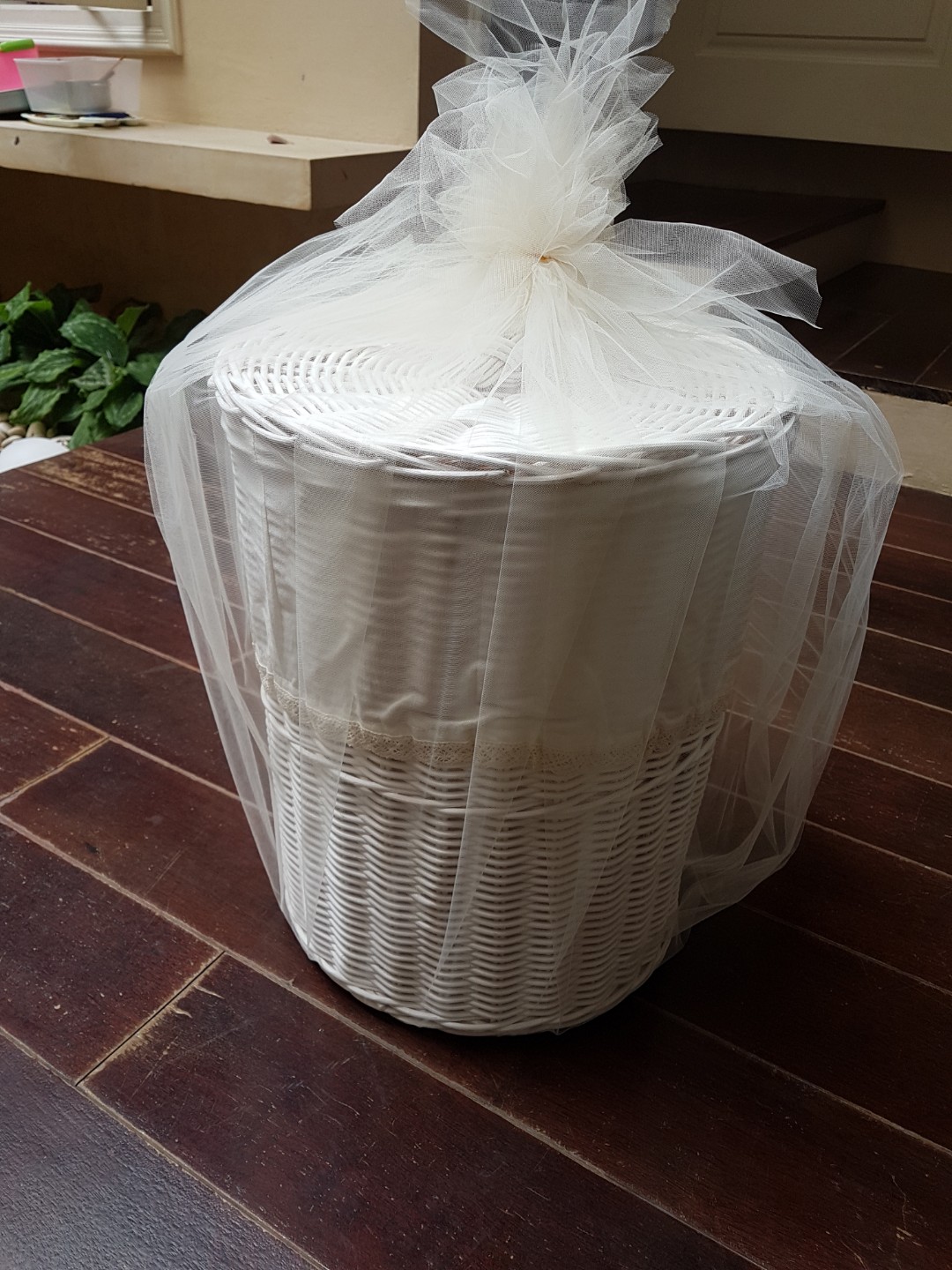 White Rottan Laundry Basket (keranjang baju rotan putih) baby hamper ...