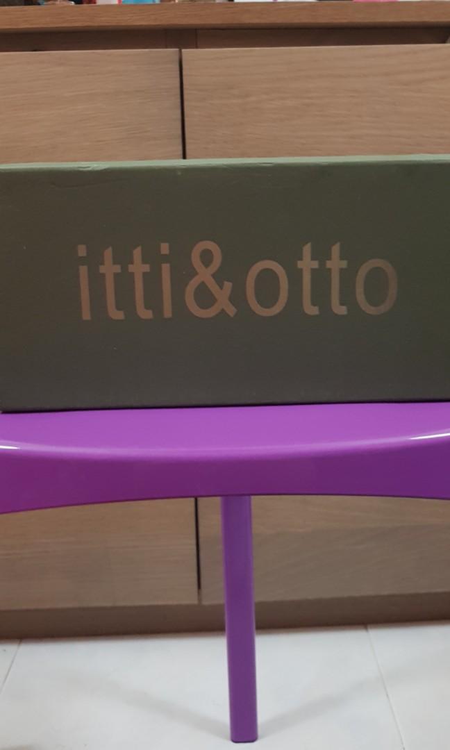 itti & otto wedge pumps, Women's Fashion, Footwear, Heels on Carousell