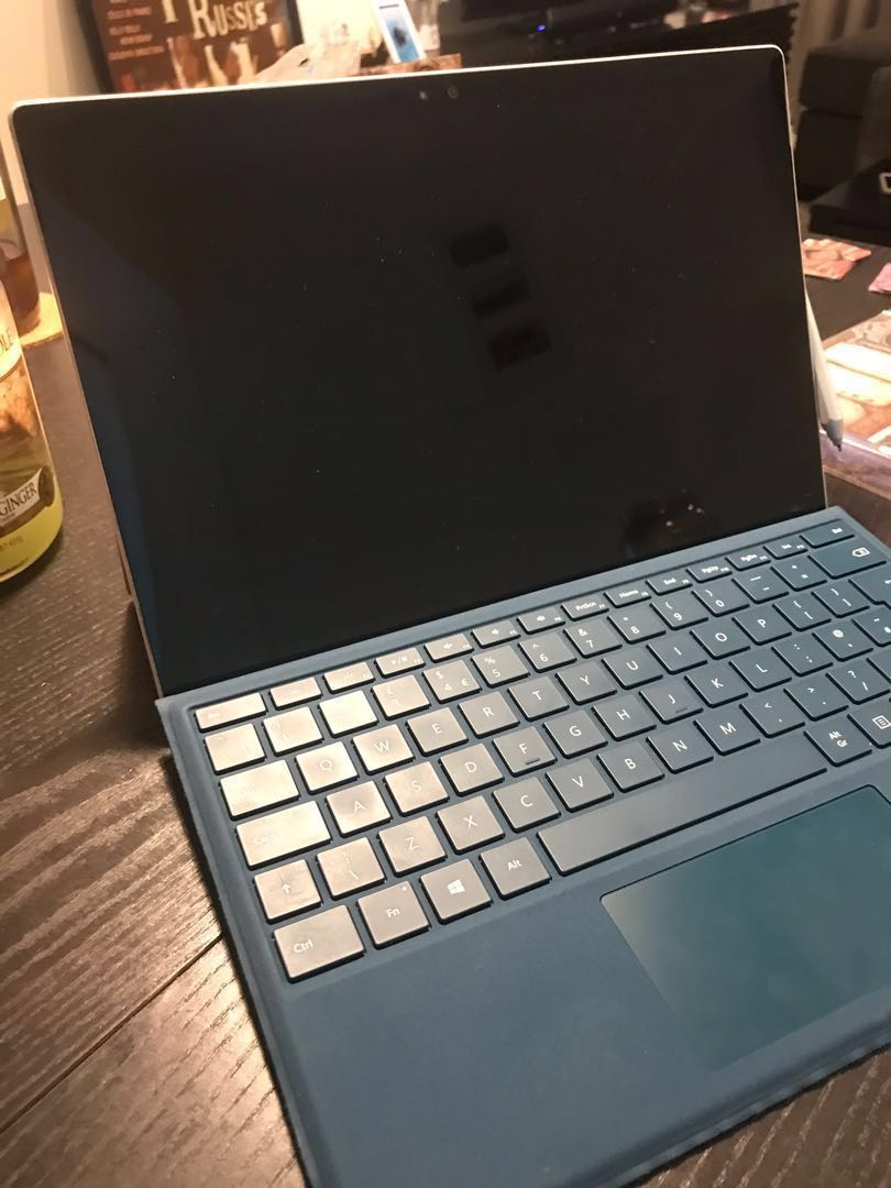 Microsoft Surface Pro 4 - i7 model, 256gb and 8gb ram., Computers ...