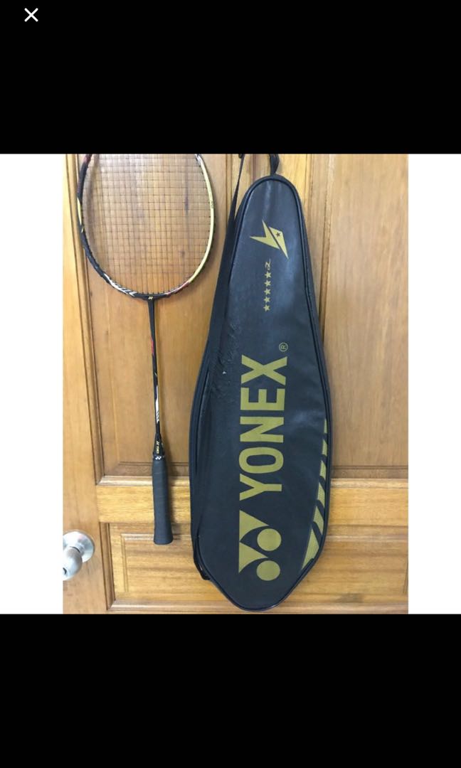 Selling >Yonex voltric force (ori), Sports Equipment, Sports & Games ...
