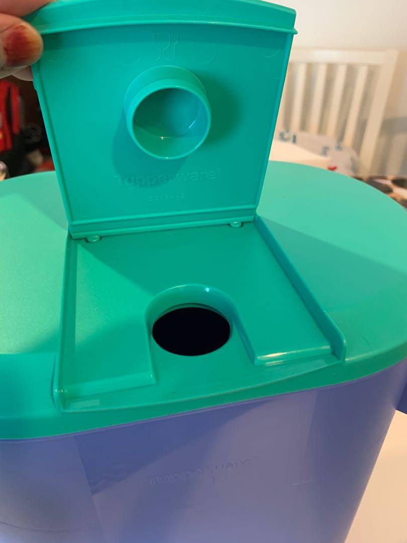 TUPPERWARE ICE COOLER BOX, Furniture & Home Living, Kitchenware ...