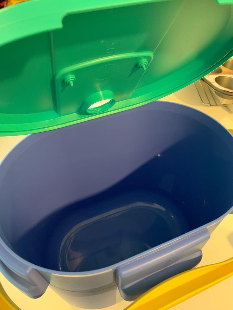 TUPPERWARE ICE COOLER BOX, Furniture & Home Living, Kitchenware ...