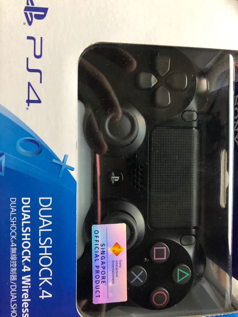 USED PS4 dual shock controller, Video Gaming, Gaming Accessories ...