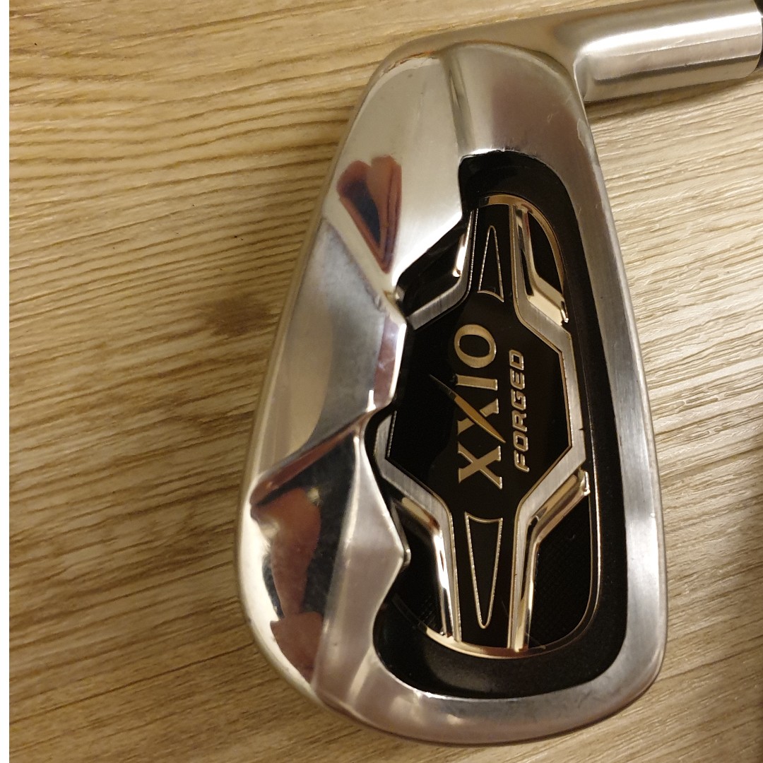 FULL SET OF XXIO FORGED IRONS (#5 TO #9, PW, AW, SW) WITH GRAPHITE ...