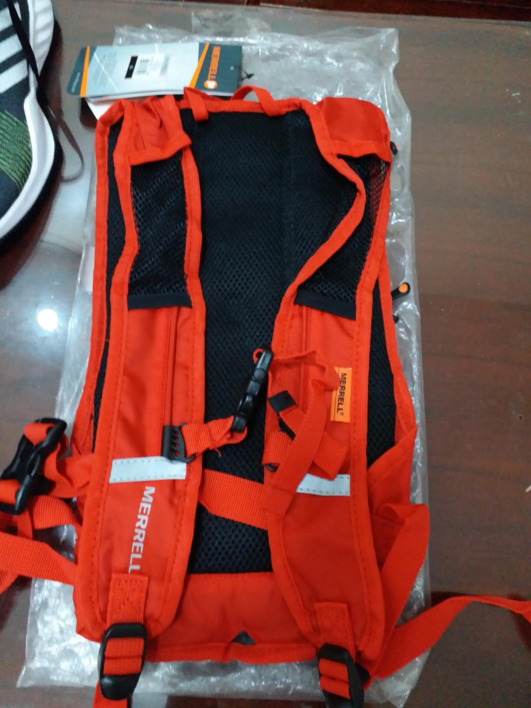 Merrell Hydration BackPack, Sports Equipment, Hiking & Camping on Carousell