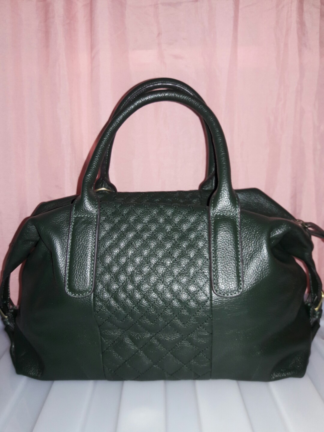 Olivia el, Women's Fashion, Bags & Wallets, Purses & Pouches on Carousell