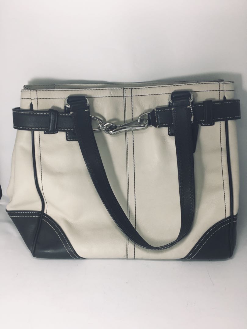 Coach Hampton bag, Women's Fashion, Bags & Wallets, Cross-body Bags on ...