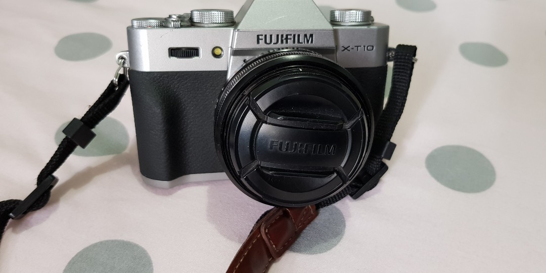 KAMERA FUJI FILM XT 10, Fotografi di Carousell