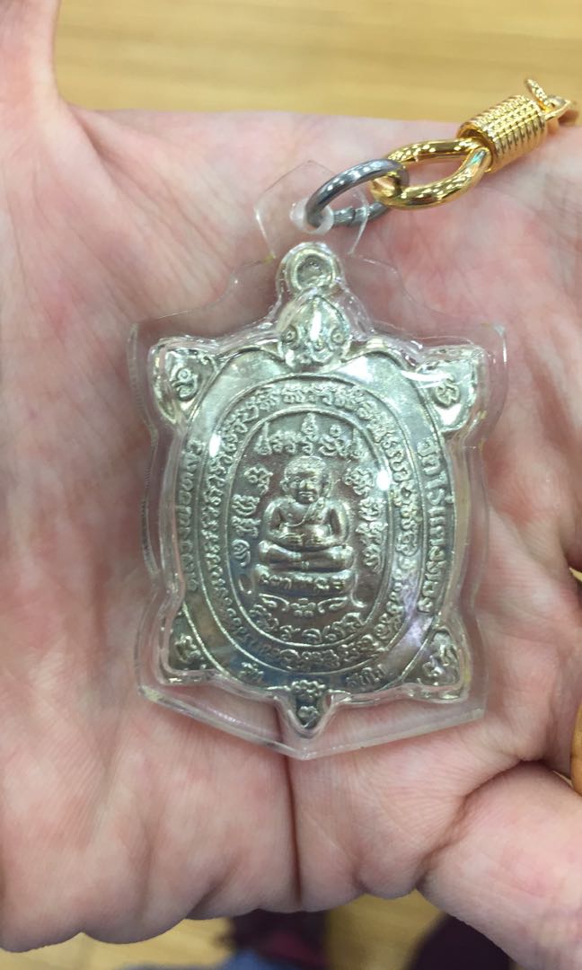 Lp liew phaya Tao wealth turtle, Hobbies & Toys, Memorabilia ...