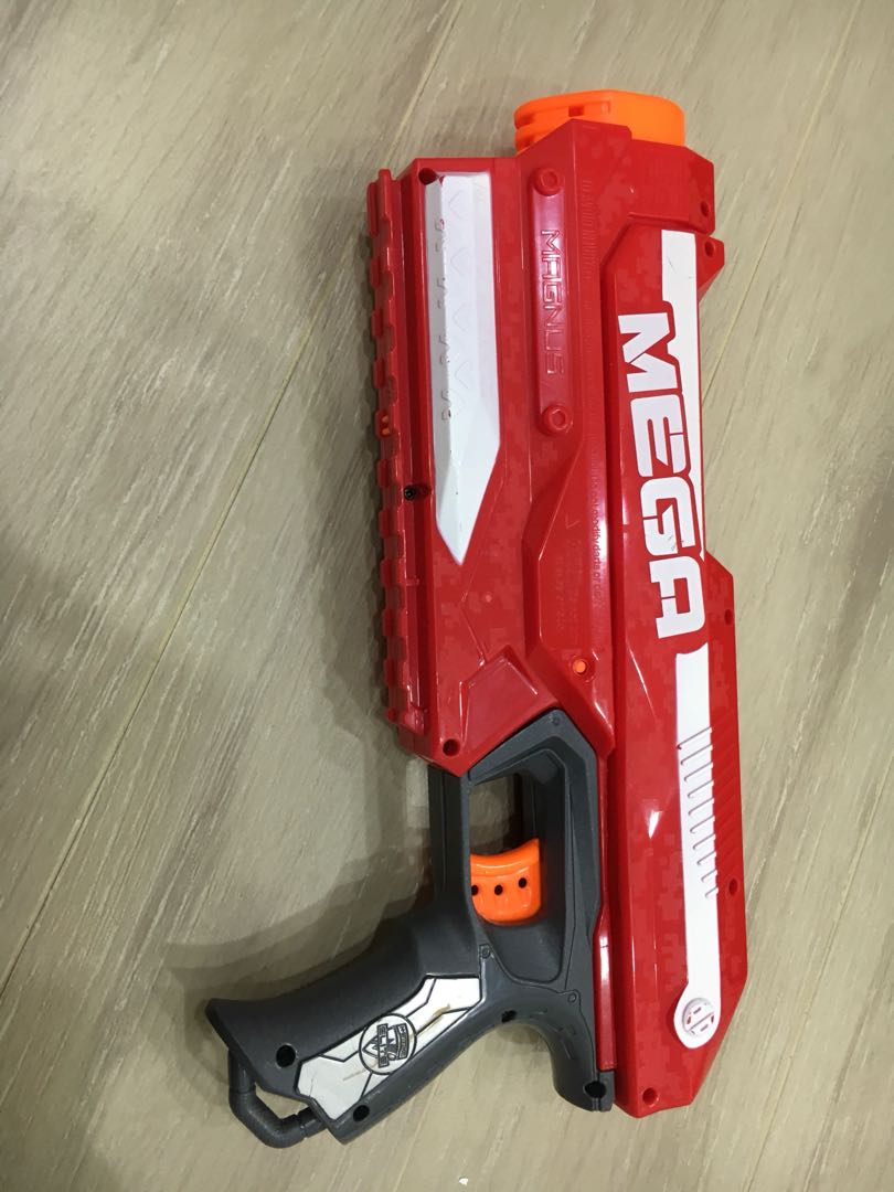 Nerf Mega Magnus, Hobbies & Toys, Toys & Games on Carousell