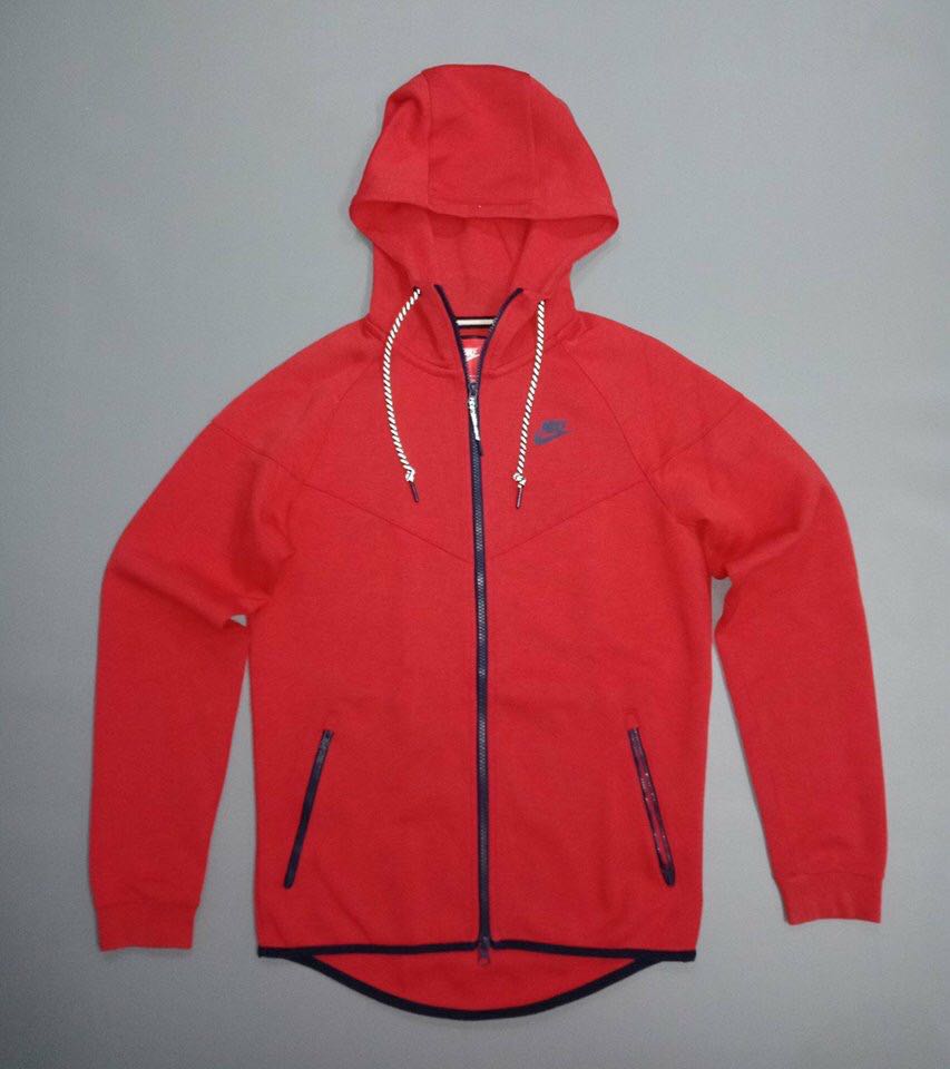 Nike tech fleece red, Men's Fashion, Coats, Jackets and Outerwear on ...