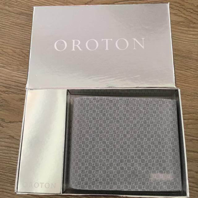 Oroton Wallet, Men's Fashion, Watches & Accessories, Wallets & Card ...