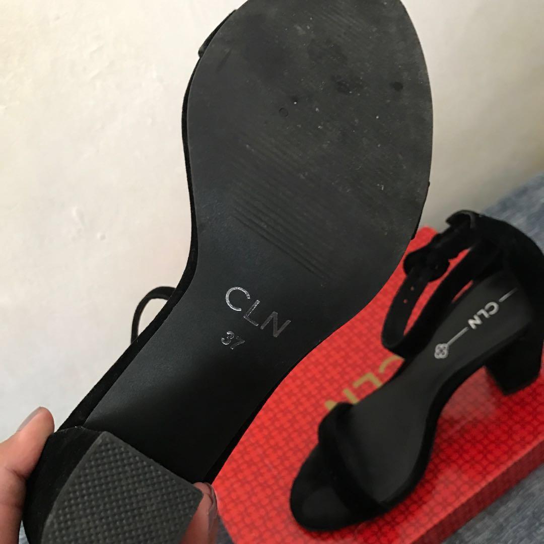 CLN Sandals Black, Women's Fashion, Footwear, Sandals on Carousell