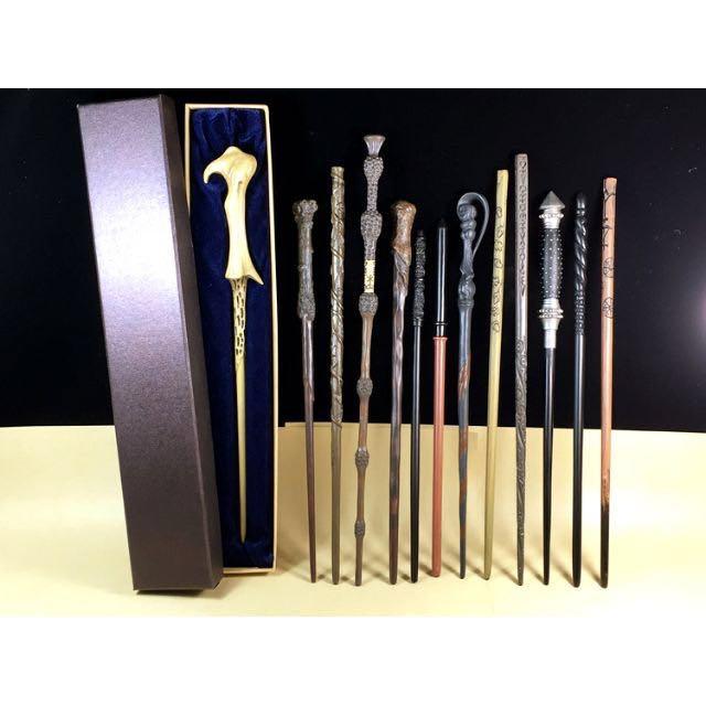 HARRY POTTER MOVIE CHARACTER WANDS (FREE GIFT INCLUDED), Hobbies & Toys ...