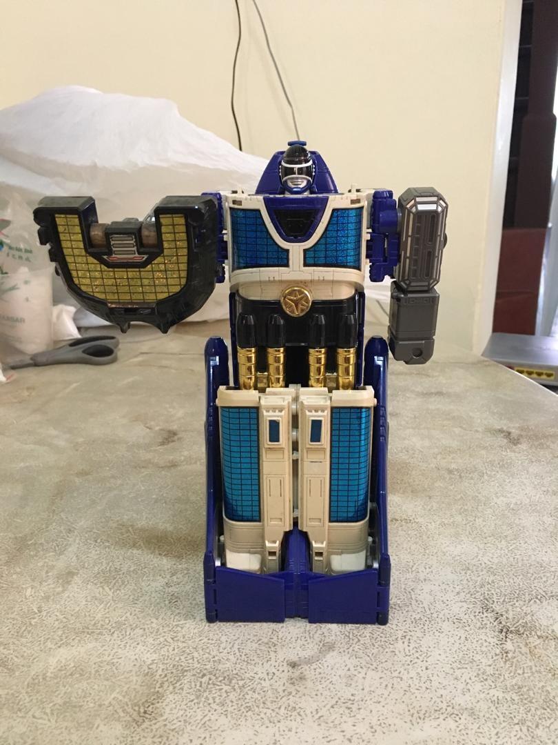 Power ranger lightspeed rescue robot - Kyuukyuu Sentai GoGoFive DX ...