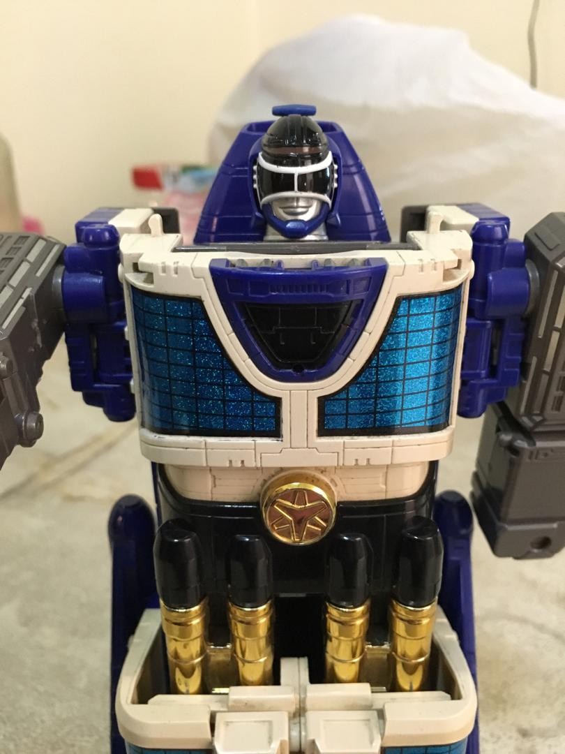 Power ranger lightspeed rescue robot - Kyuukyuu Sentai GoGoFive DX ...