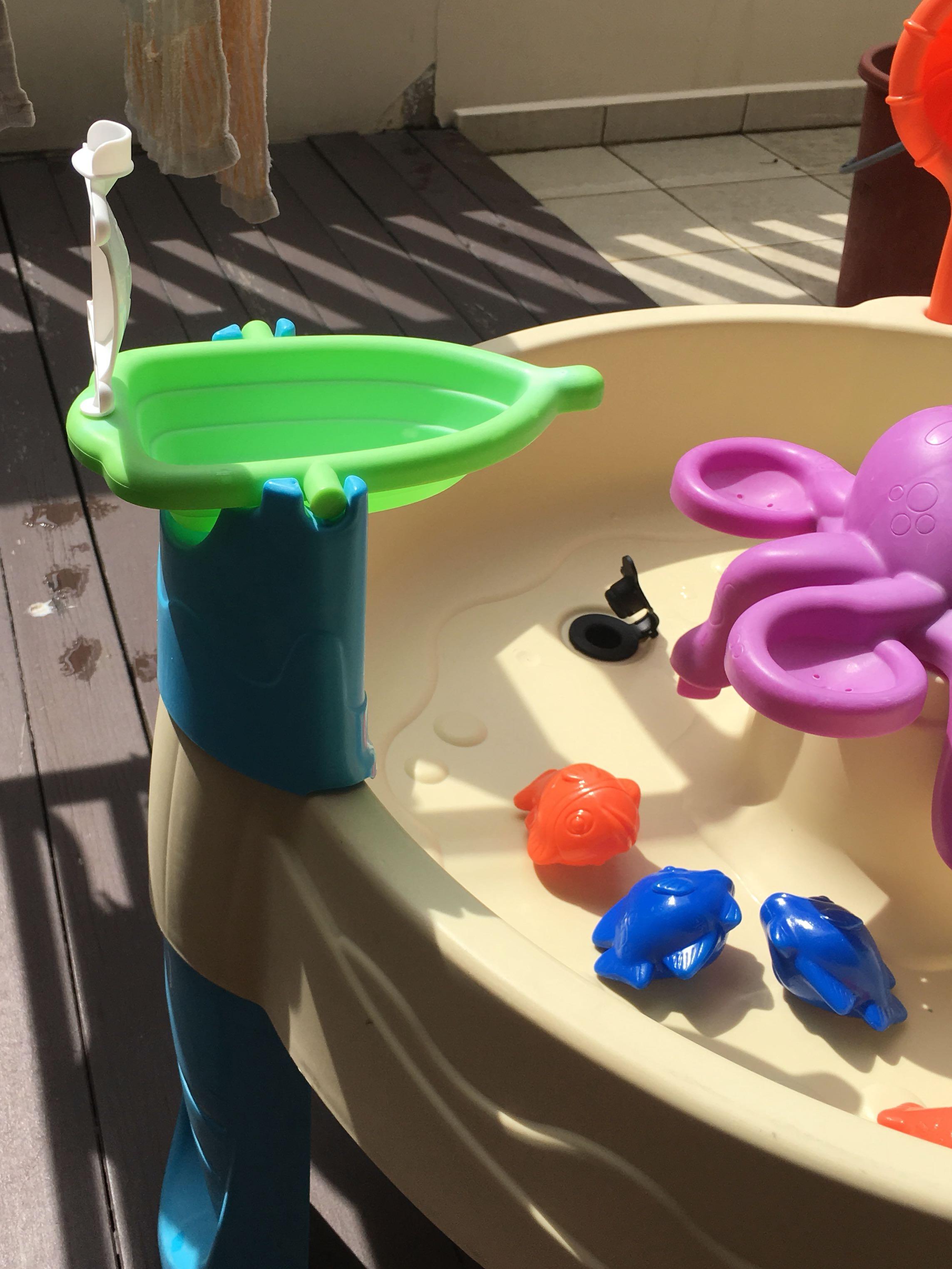 Preloved Step 2 whirl pool water play table, Babies & Kids, Baby ...