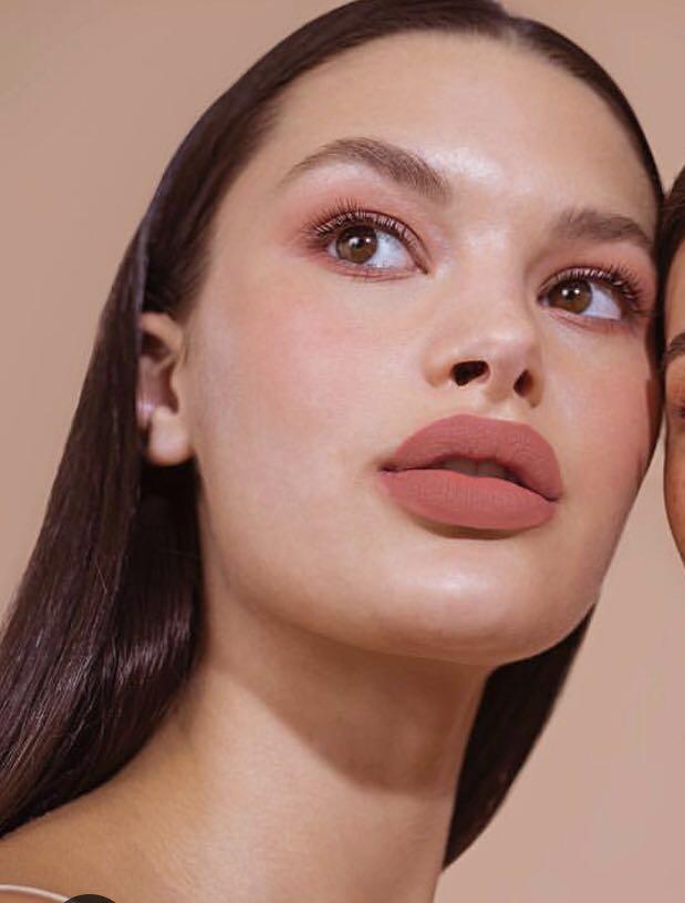 Sunnies Face Fluffmatte Milkshake, Beauty & Personal Care, Face, Makeup ...