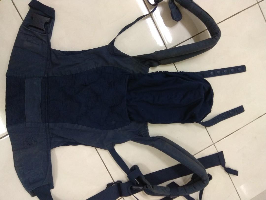 100% Original)Ergo baby ergonomic, Babies & Kids, Going Out, Carriers ...