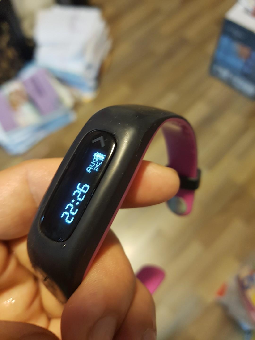 Actxa swift step tracker (AX A101) pink, Mobile Phones & Gadgets, Wearables & Smart Watches on ...