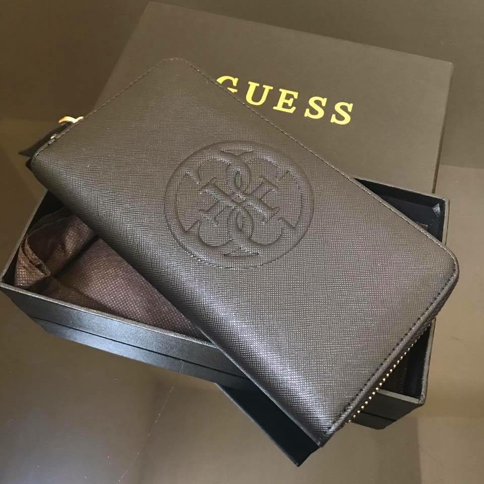 Guess Wallet, Women's Fashion, Bags & Wallets, Wallets & Card holders ...