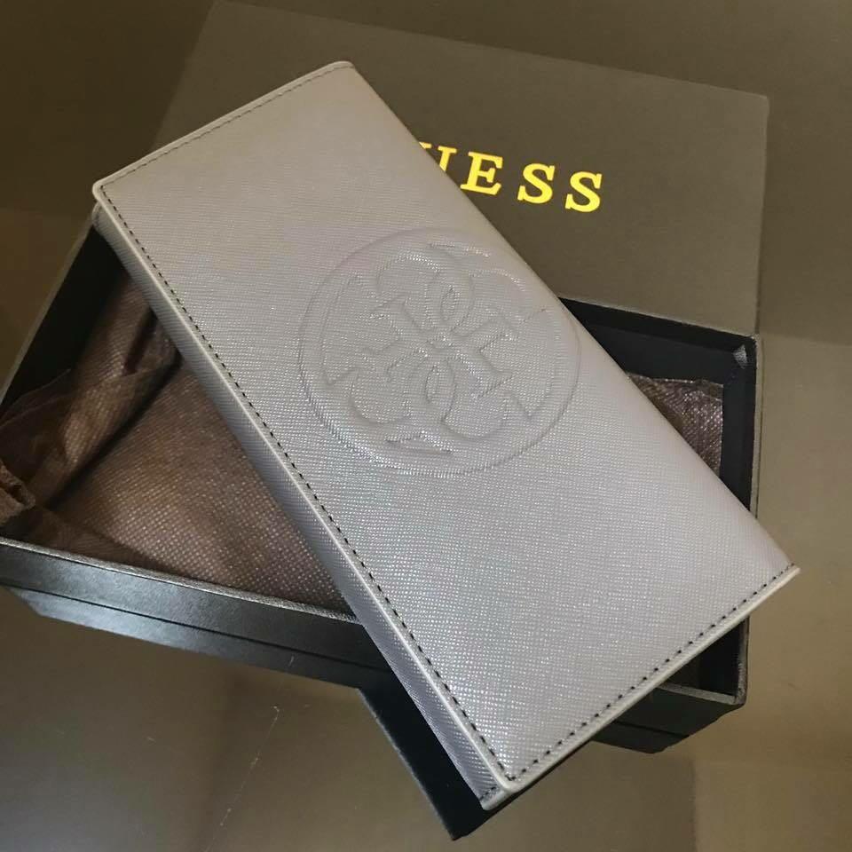 Guess Wallet, Women's Fashion, Bags & Wallets, Wallets & Card holders ...