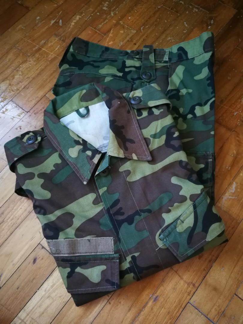 Obsolete Army Gear (selling as a set only), Hobbies & Toys, Stationery ...