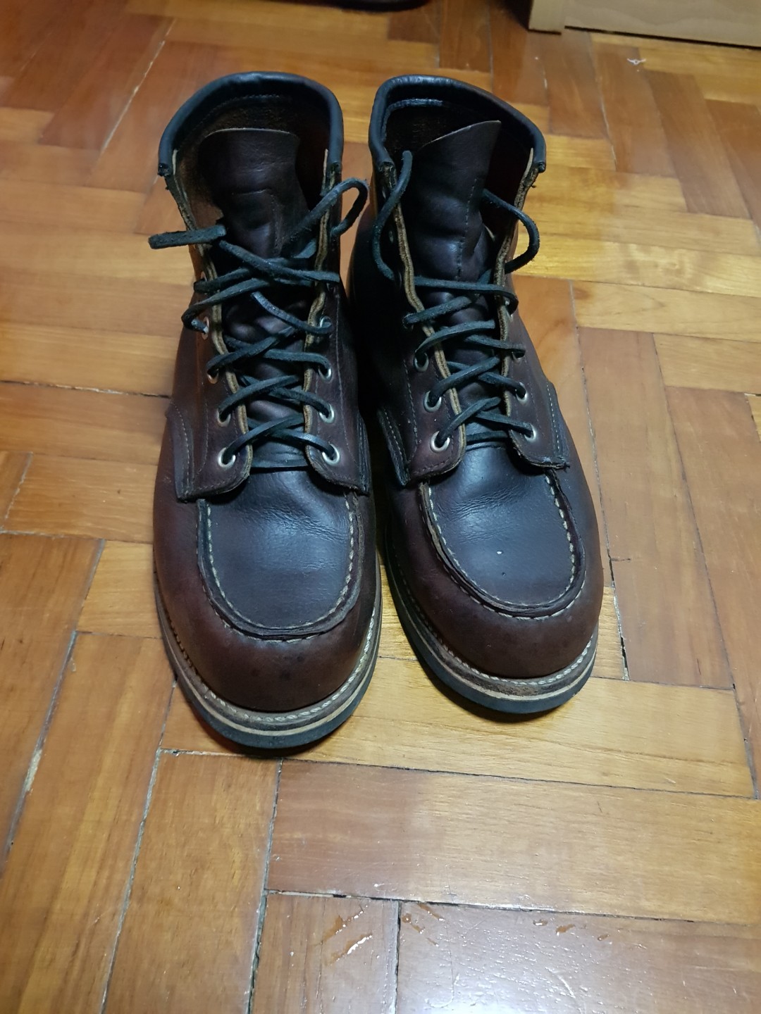 Red Wing 8138 Moc Toe, Men's Fashion, Footwear, Boots on Carousell
