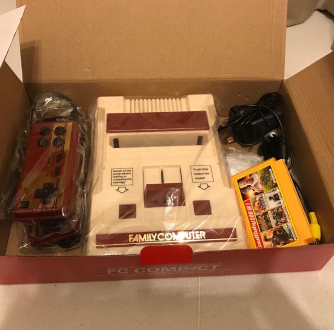 Famicom Retro Console with 420 in 1 Games included, Video Gaming, Video ...