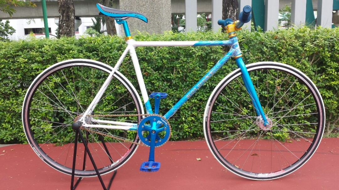 "Ghost" Custom Build Fixie (Fix Gear) Bike, Sports Equipment, Bicycles ...