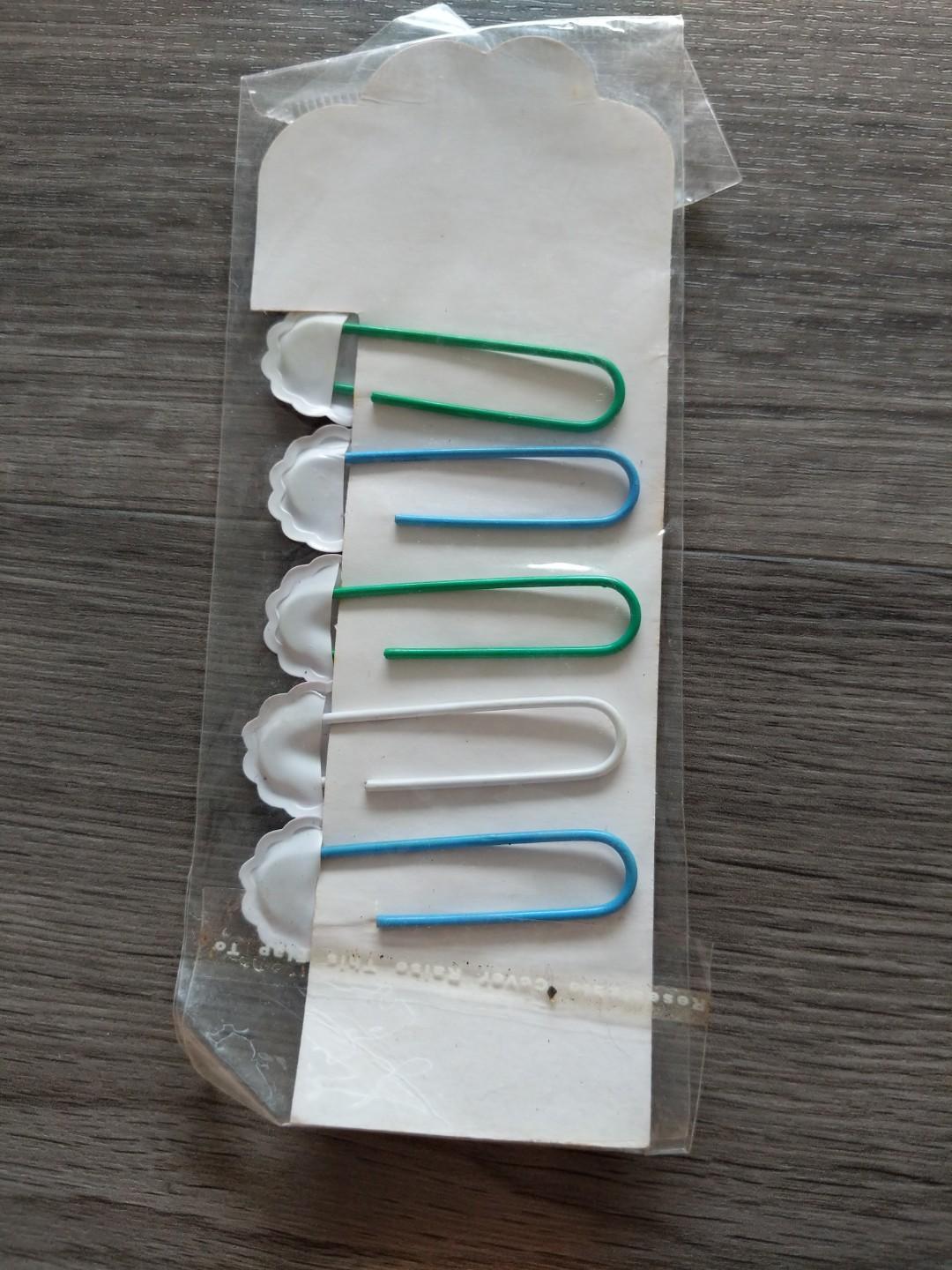 Hello Kitty PaperClip, Hobbies & Toys, Stationery & Craft, Stationery ...