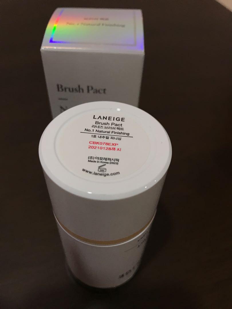 Laneige Brush Pact, Beauty & Personal Care, Face, Makeup on Carousell