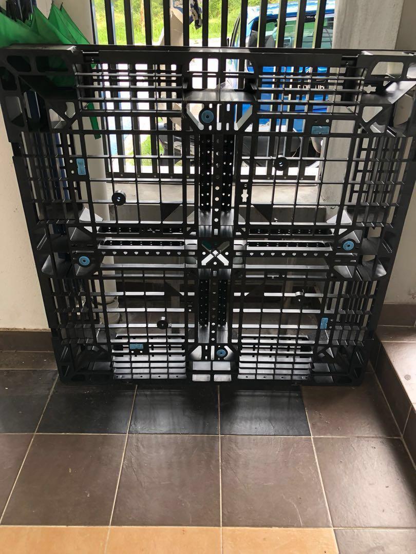 Sanko Plastic Pallet, Furniture & Home Living, Home Improvement ...