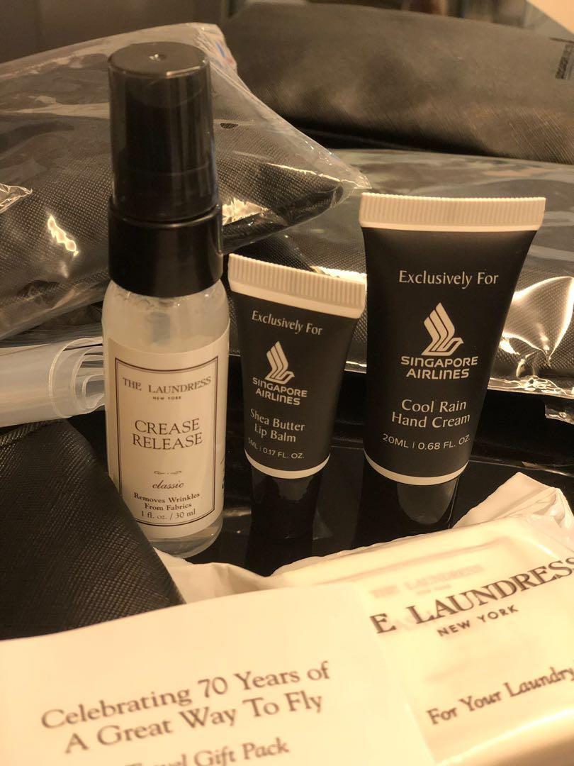 Singapore Airlines Travel Gift Pack, Furniture & Home Living, Bedding ...