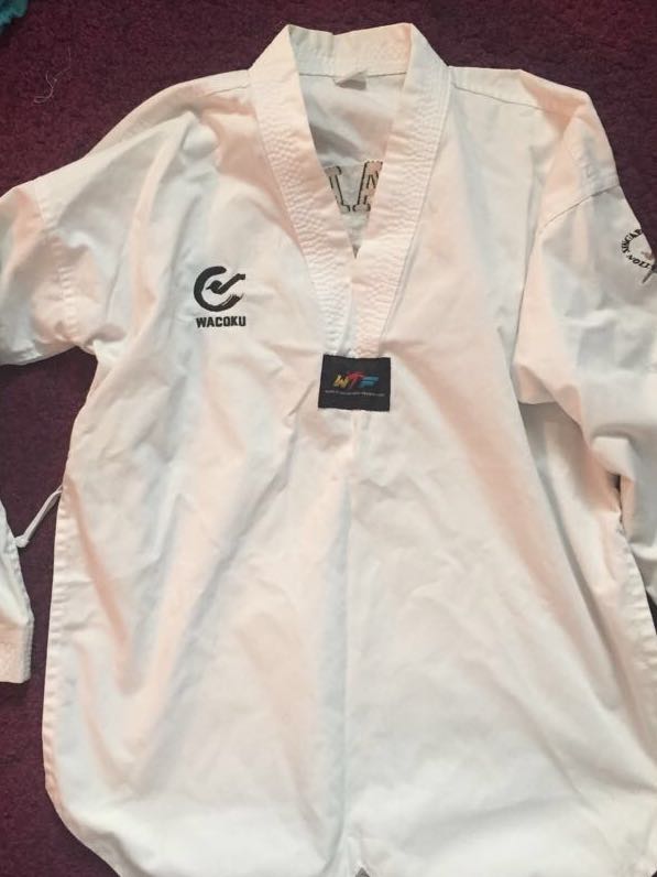 Taekwondo dobok size S 2 tops 1 bottom, Men's Fashion, Activewear on ...