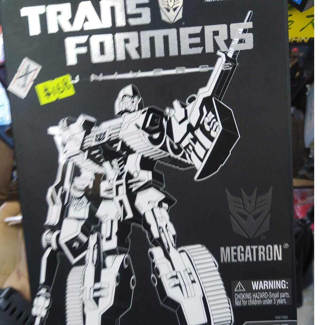 全新 Hasbro 變形金剛 Megatron Transformers Universe Classic, 興趣及遊戲, 玩具 & 遊戲類 ...