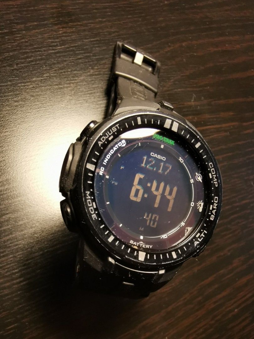 Casio Pro Trek PRW-3000, 名牌, 手錶 - Carousell