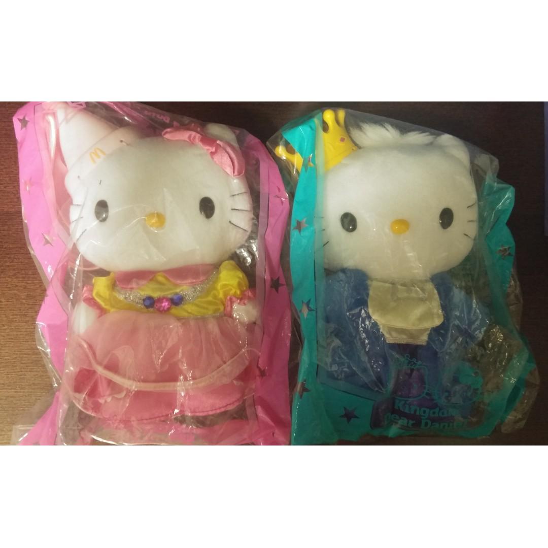 Hello Kitty MCD wedding sets, Babies & Kids, Babies & Kids Fashion on ...